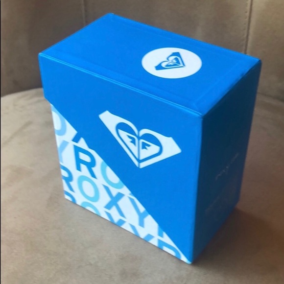 Roxy | Accessories | New In Box Purple Roxy Watch Vintage Leather Band ...